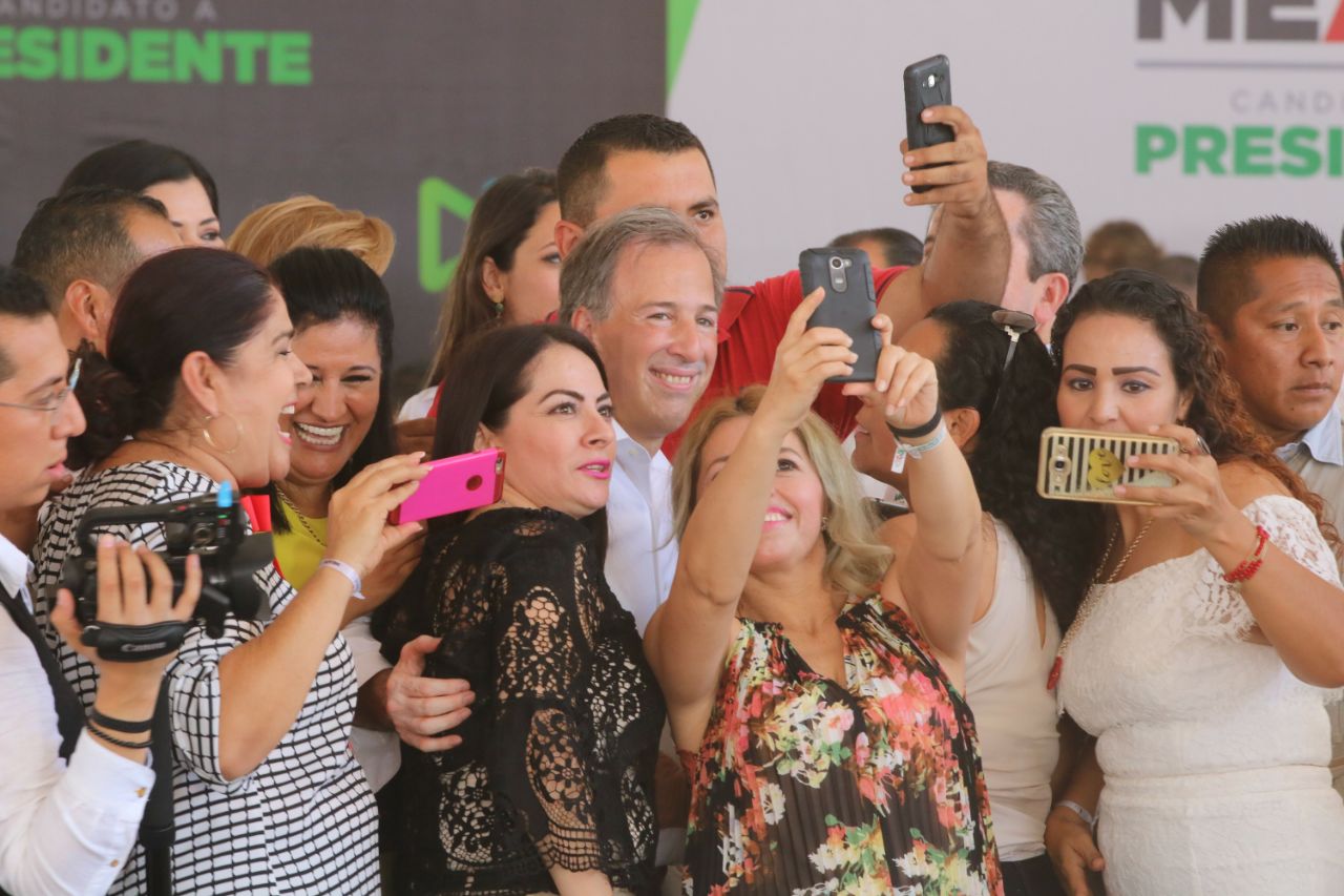 PEPE MEADE, NO TUVO UNA MADRE… TUVO MUCHAS - Politica Con Tambora