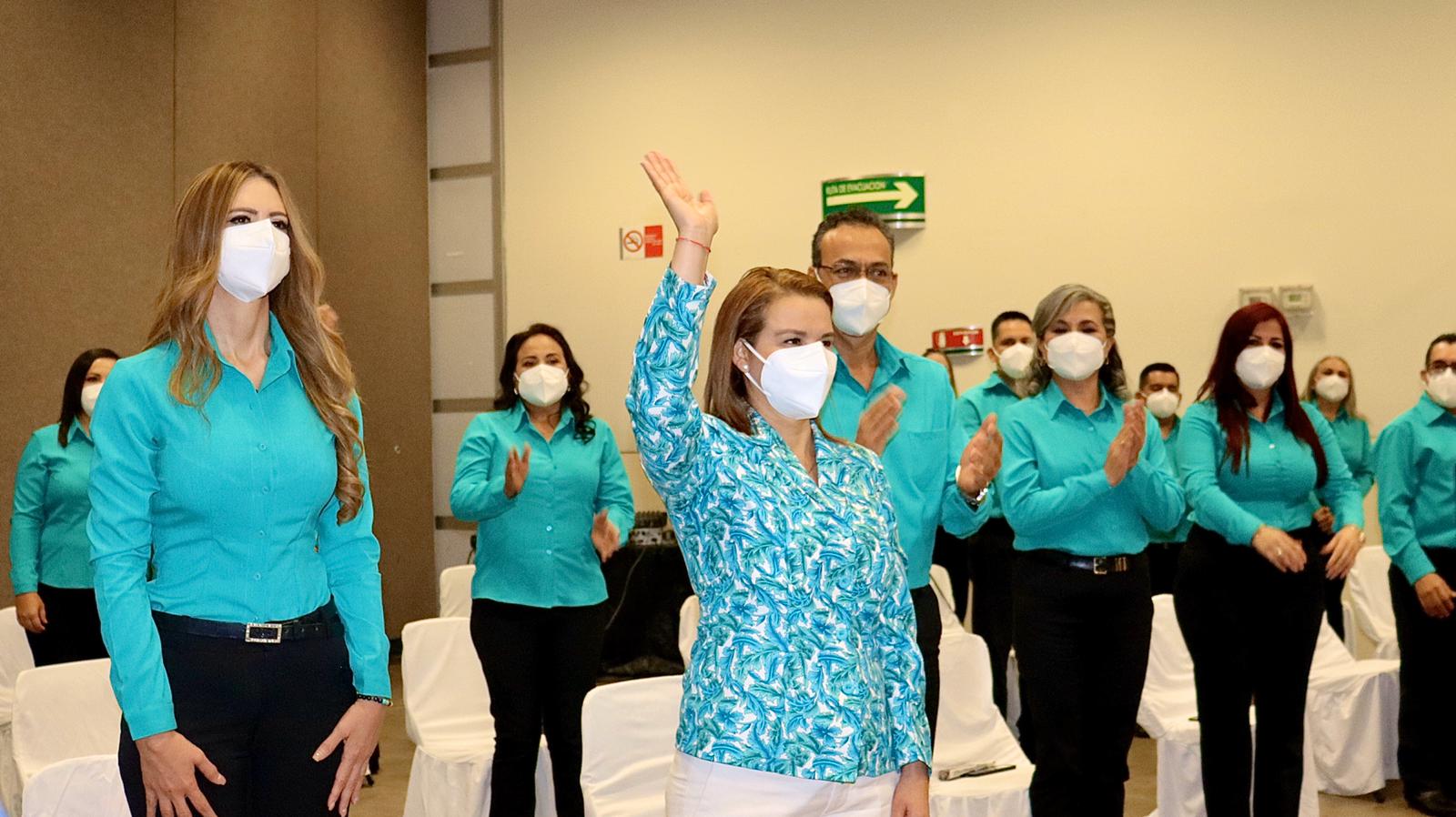 TERESITA OCHOA RINDE PROTESTA COMO LA NUEVA SECRETARIA DEL STASE ...