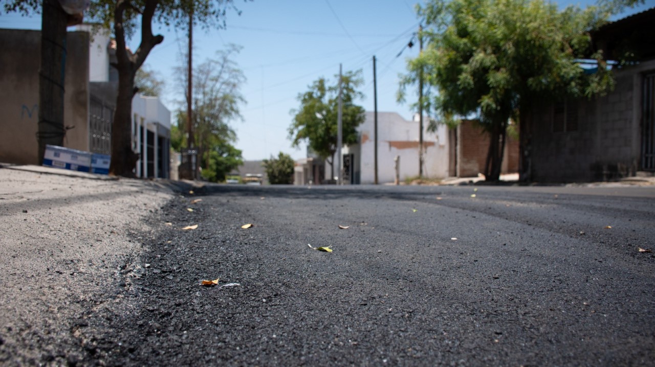 AYUNTAMIENTO DE CULIACÁN AVANZA CON OBRAS DE REENCARPETADO EN LA CIUDAD - Politica Con Tambora