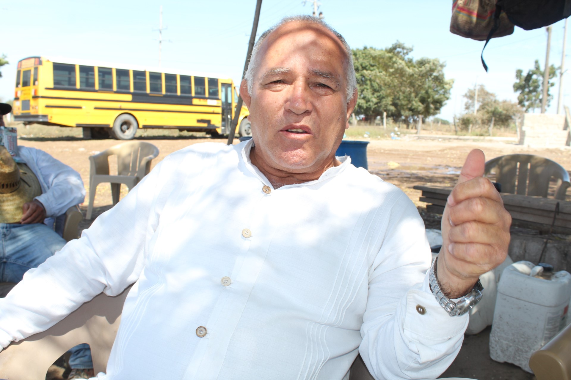 NO VENDO ILUSIONES, BUSCO SOLUCIONES: FÉLIX CRESPO - Politica Con Tambora